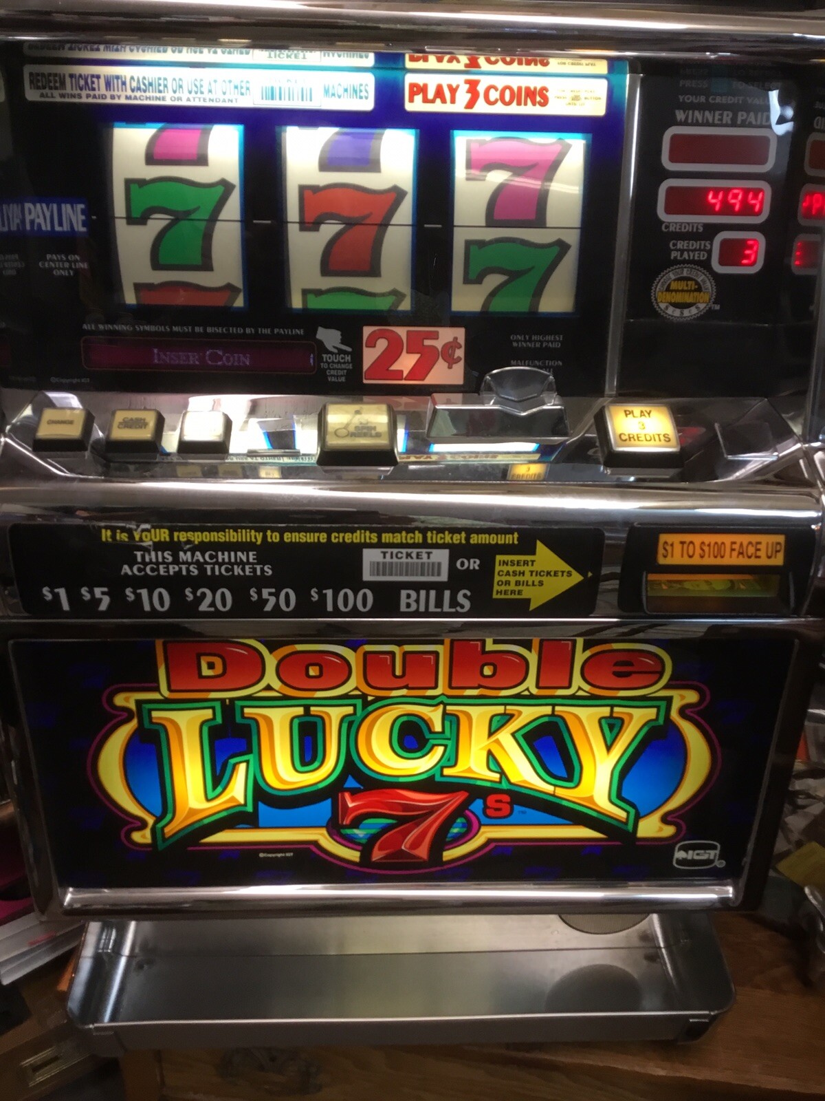 IGT Double Lucky 7s Progressive Slot Machine. | eBay