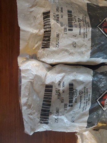 Navistar BOLT,WHL HUB RHD M22 X 3.5"LG 2007175C2 2 pack | eBay