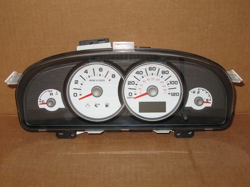 2005 2006 2007 Ford Escape Speedometer Cluster w/o Message Center 60K ...
