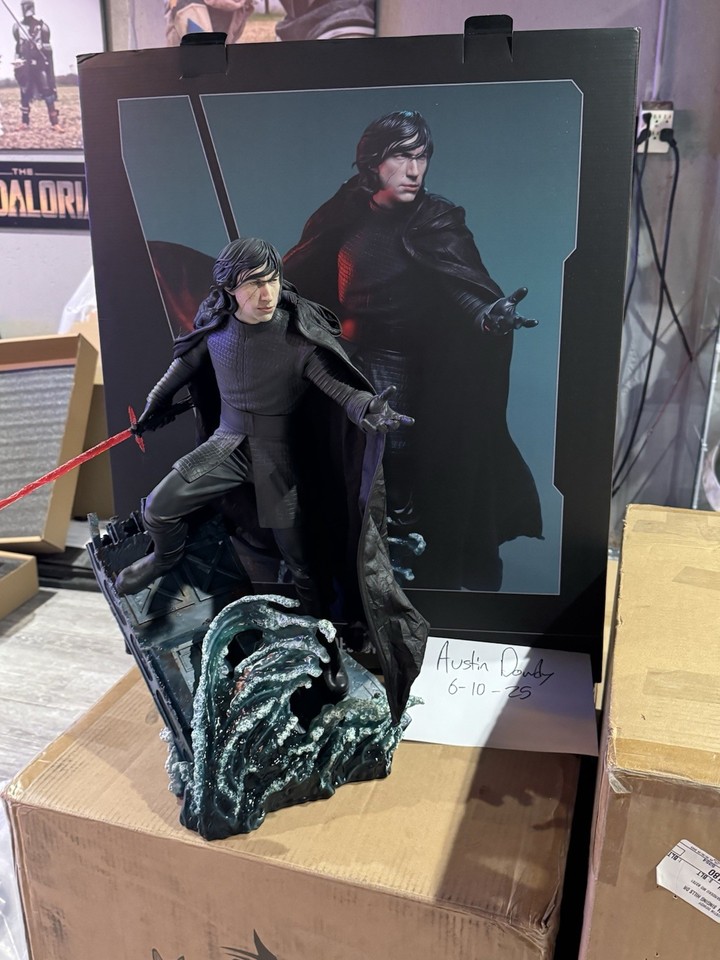 Kylo Ren Premium Format Figure Sideshow Collectibles Brand New In Box ...