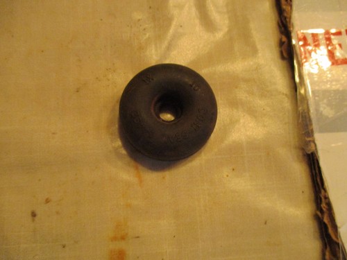 VINTAGE WHEEL CYLINDER DUST BOOT # 14492, EARLY CHEVROLET | eBay