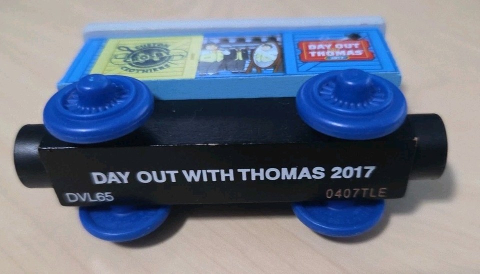 Thomas Friends Day Out with Thomas Box Car 2017 Wooden Railway Very ...