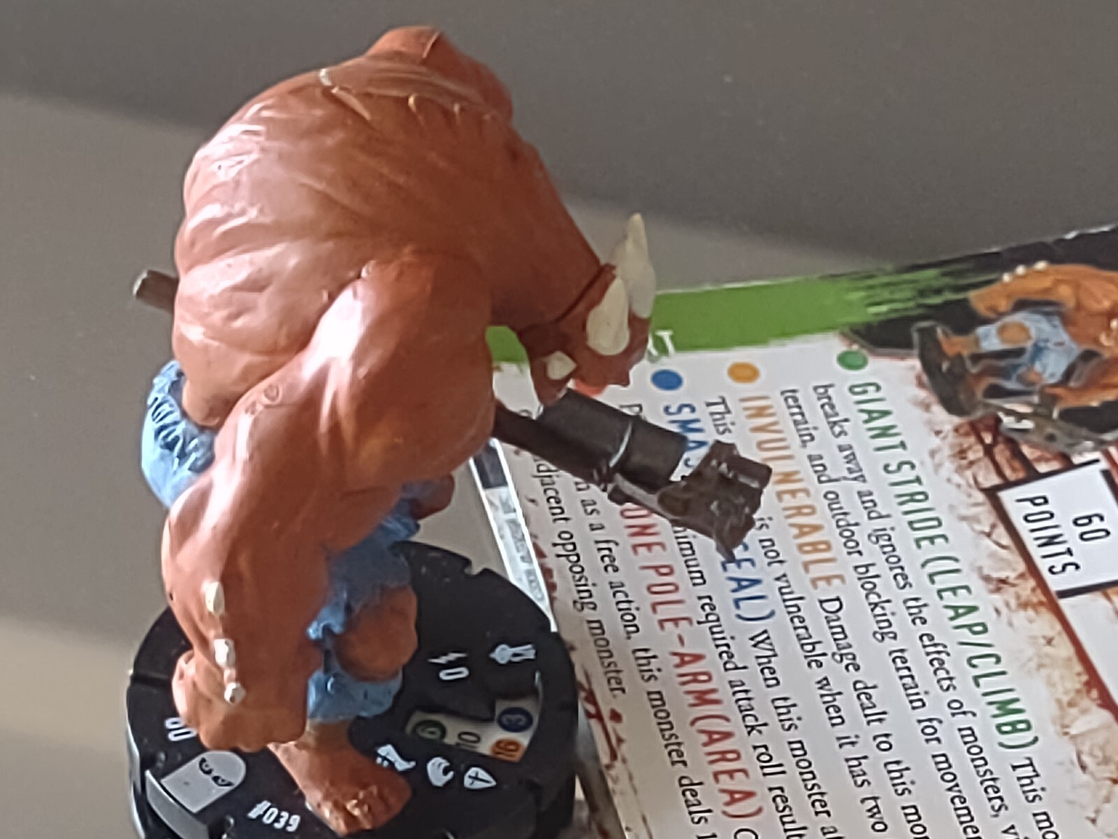 JUNE02 Heroclix Horror Clix Nightmares Giant #039 Rare with card | eBay