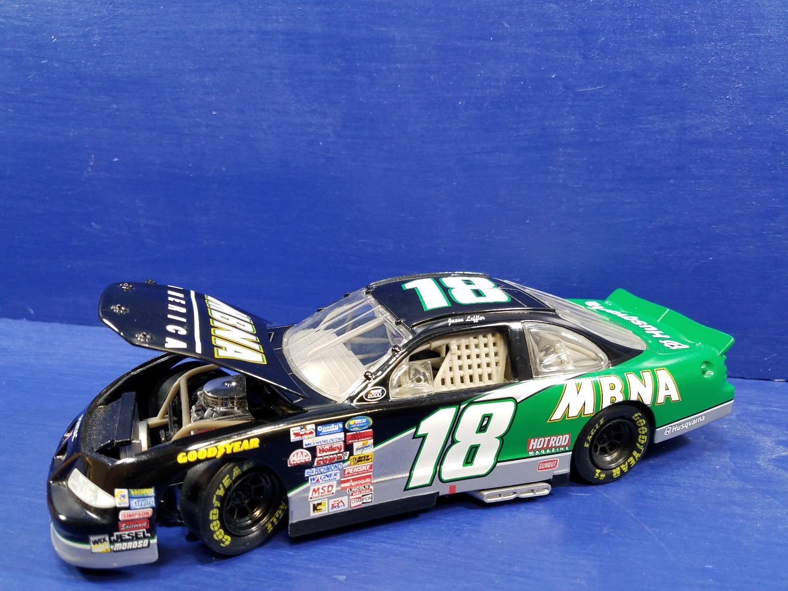 Jason Leffler #18 MBNA 2000 Grand Prix - Nascar - 1 of 3,504 - 1:24 ...