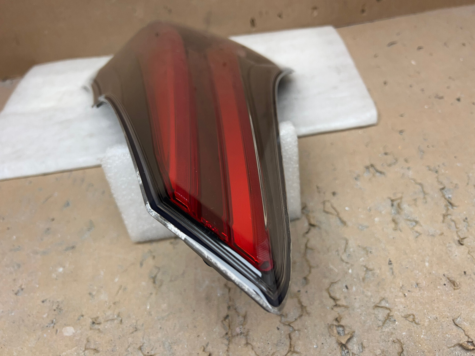 2016 2017 2018 Toyota RAV4 Right Passenger LED Inner Lid Gate Taillight ...
