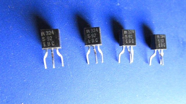 TIS92 GENUINE Rohm Small Signal Transistor TO-92 NOS, 4 pieces SHIPS ...