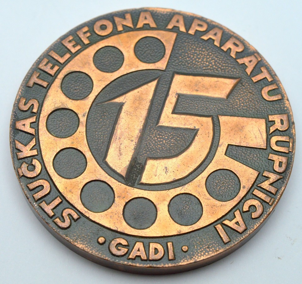 USSR SOVIET LATVIA VEF SZTA RIGA STUCKA TELEPHONE FACTORY TABLE MEDAL ...