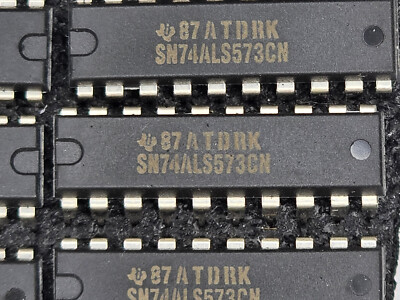 4pcs TEXAS INSTRUMENTS SN74ALS573CN octal D-type transparent latches 3 ...