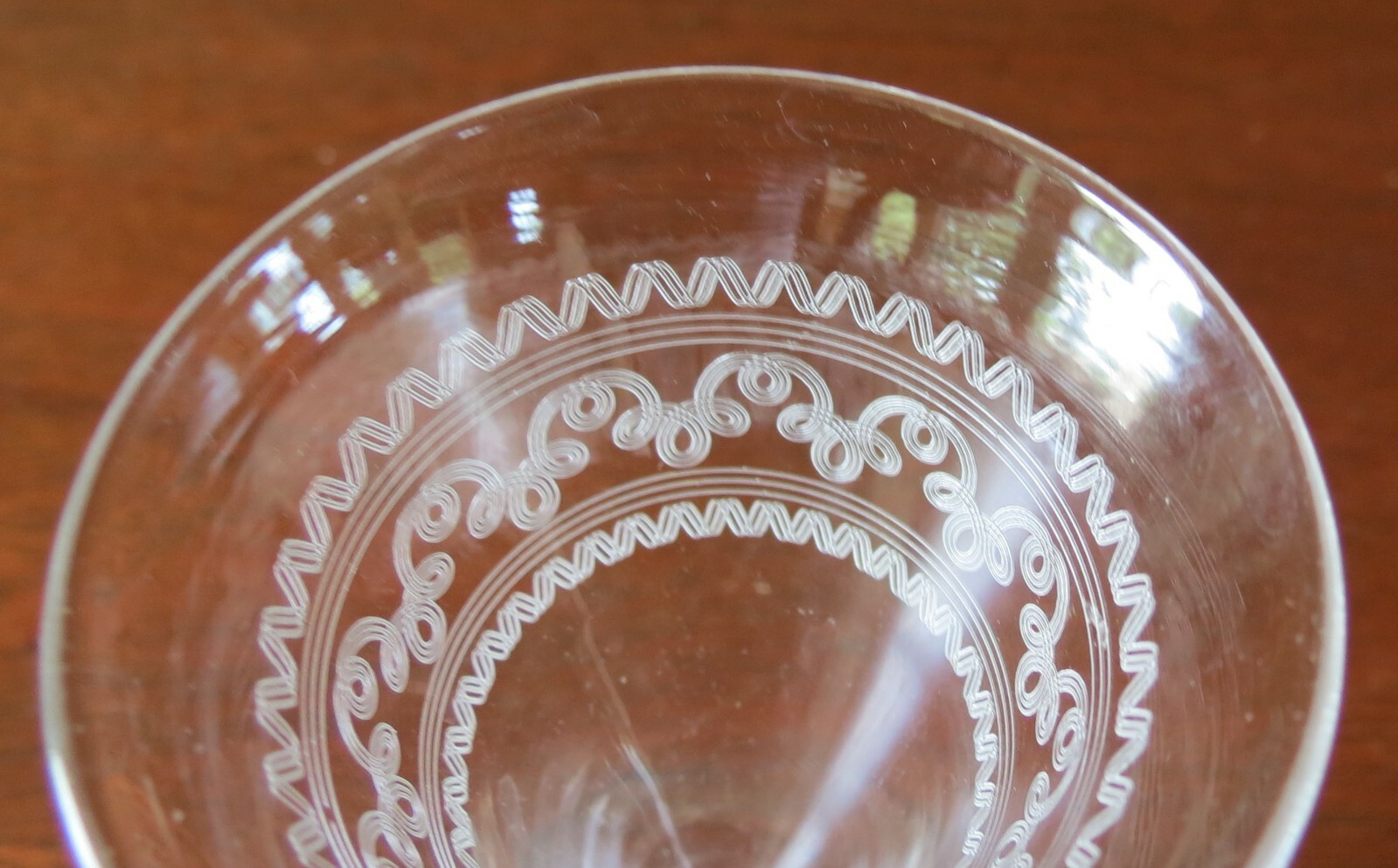 Bryce 300 Stem 325 Needle Etched Cloverleaf Loops 4 ½” Sherry Goblet(s ...