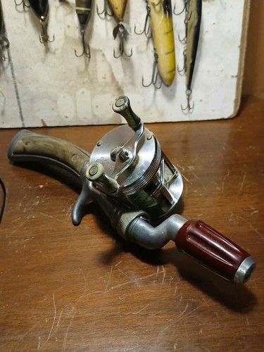 VTG JC Higgins Bakelite Pistol Grip Rod Handle with JC Higgins 400 Mod ...