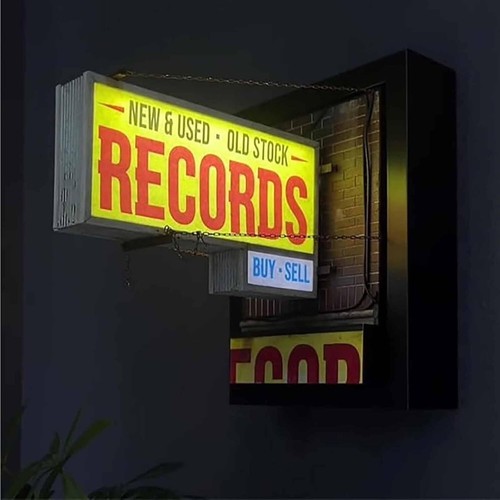 Record Store Retro Wall Light, Vintage Vinyl LED Decor, Music Lovers ...