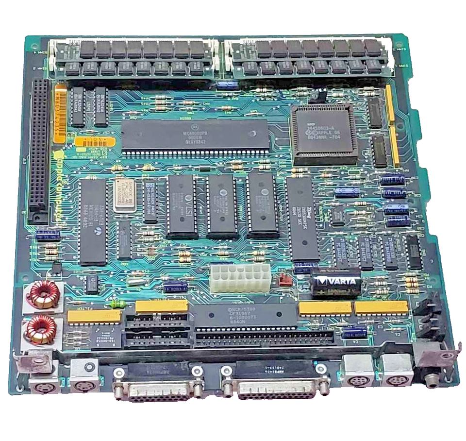 Vintage Apple Macintosh SE, 4MB RAM 20MB hard drive, keyboard & mouse ...