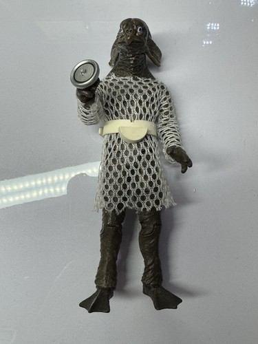 DOCTOR WHO FIGURE * SEA DEVIL * BROWN / DARK SKIN & ACCESSORIES * THE ...