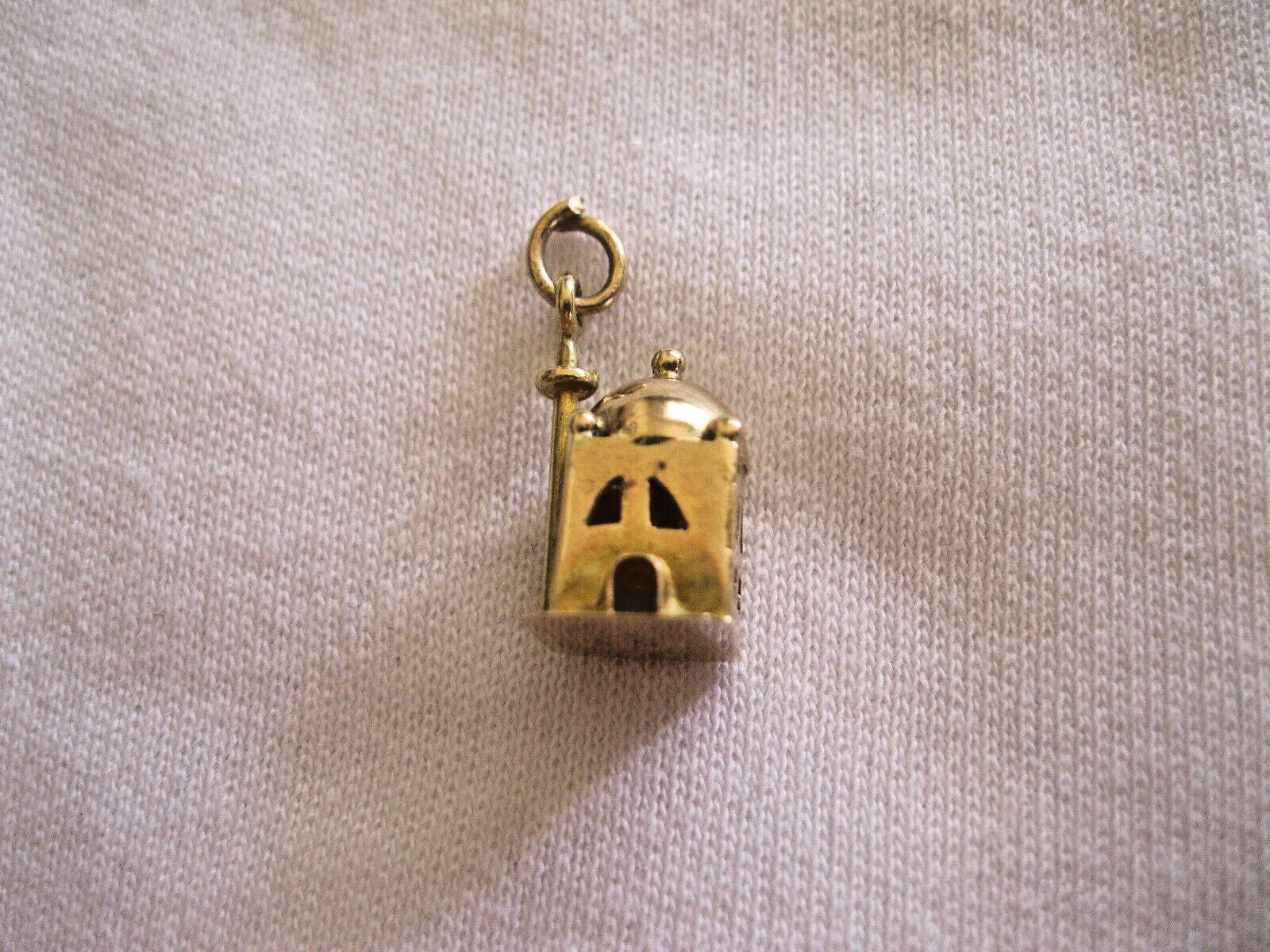 14K GOLD MOSQUE CHARM 1.3 GRAMS - Gem