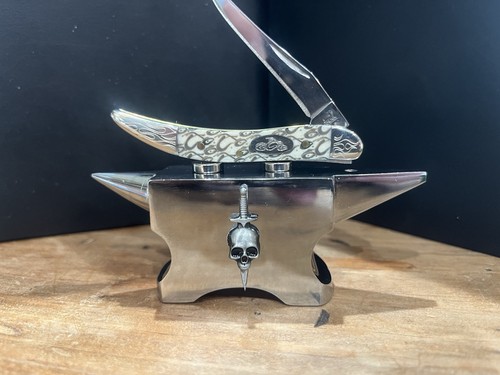 Case XX Skull 1LB Knife Display Anvil. Very Cool. Knife Not Included | eBay