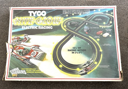 Tyco Cruve Huggers Set with Nite Glow Racing Set Original Box 1 Car ...