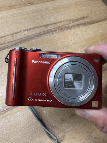 (D) Panasonic Lumix DMC-ZR3 14.1MP 8x Optical Zoom Compact Digital ...