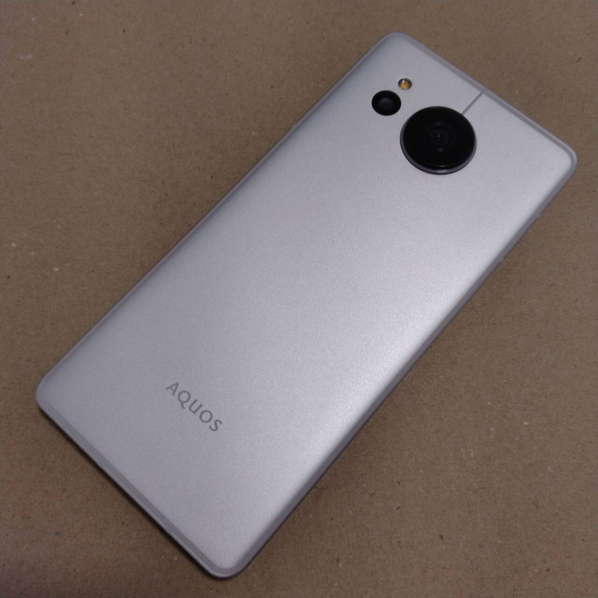 AQUOS sense 7 Plus シルバー - スマートフォン本体