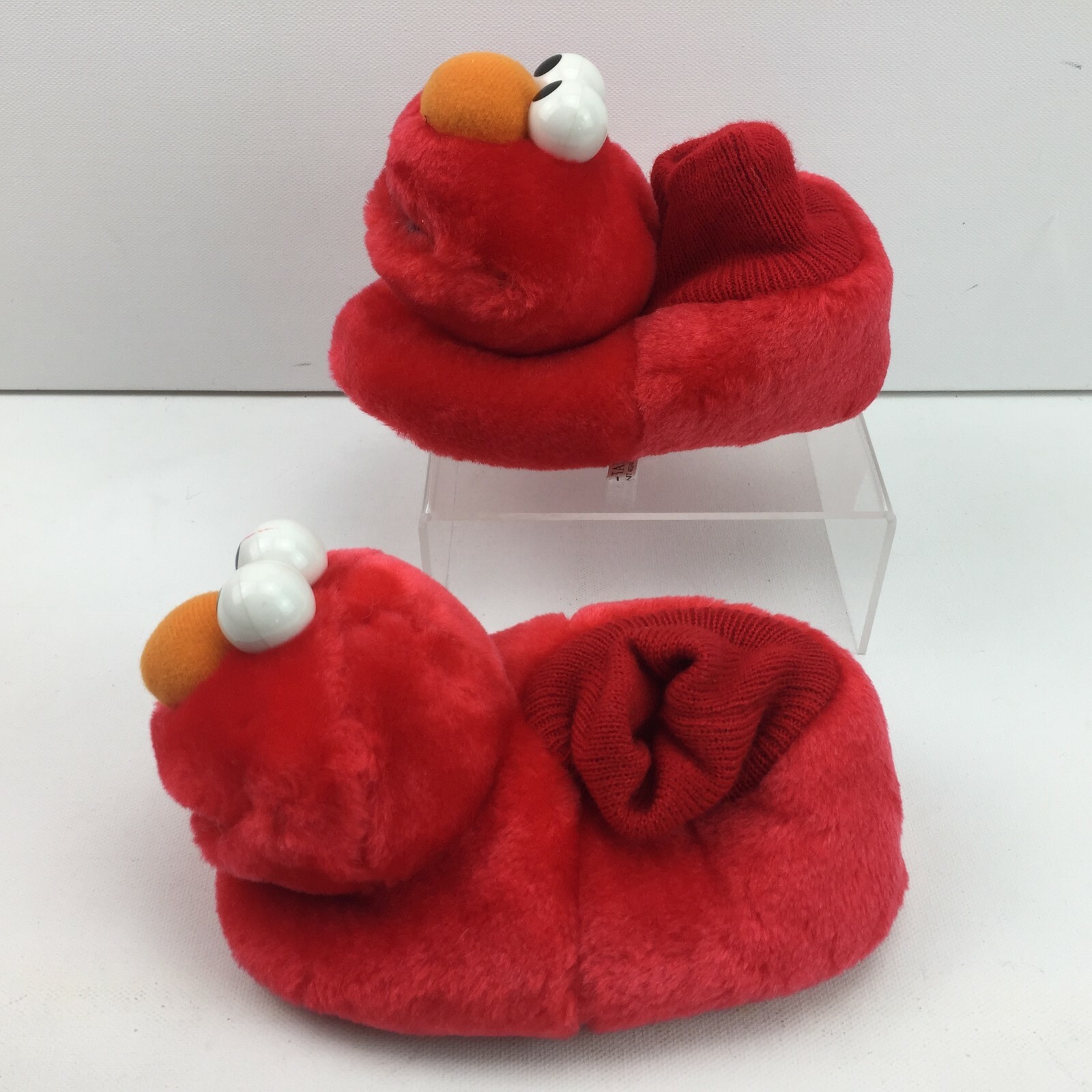 Sox Tab Elmo Slippers Socks Soft Shoes Sesame Street Red Kids L 9-10 | eBay