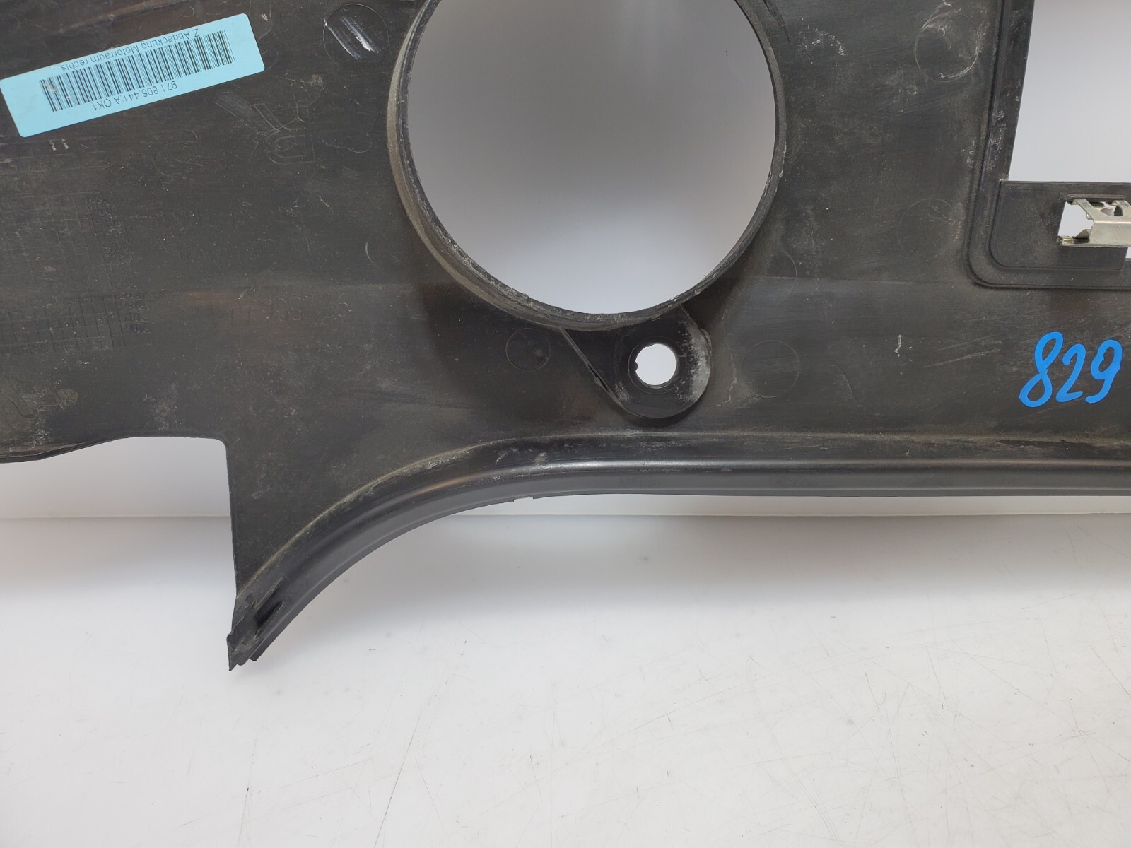 2017 - 2020 Porsche Panamera Front Right Wing Flange Trim Cover OEM ...