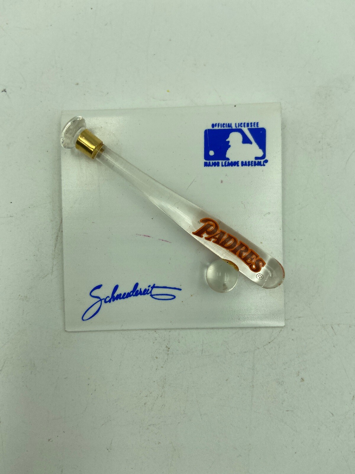 MLB 1988 San Diego Padres Hand Crafted Glass Baseball Bat Pin Brooch 2. ...
