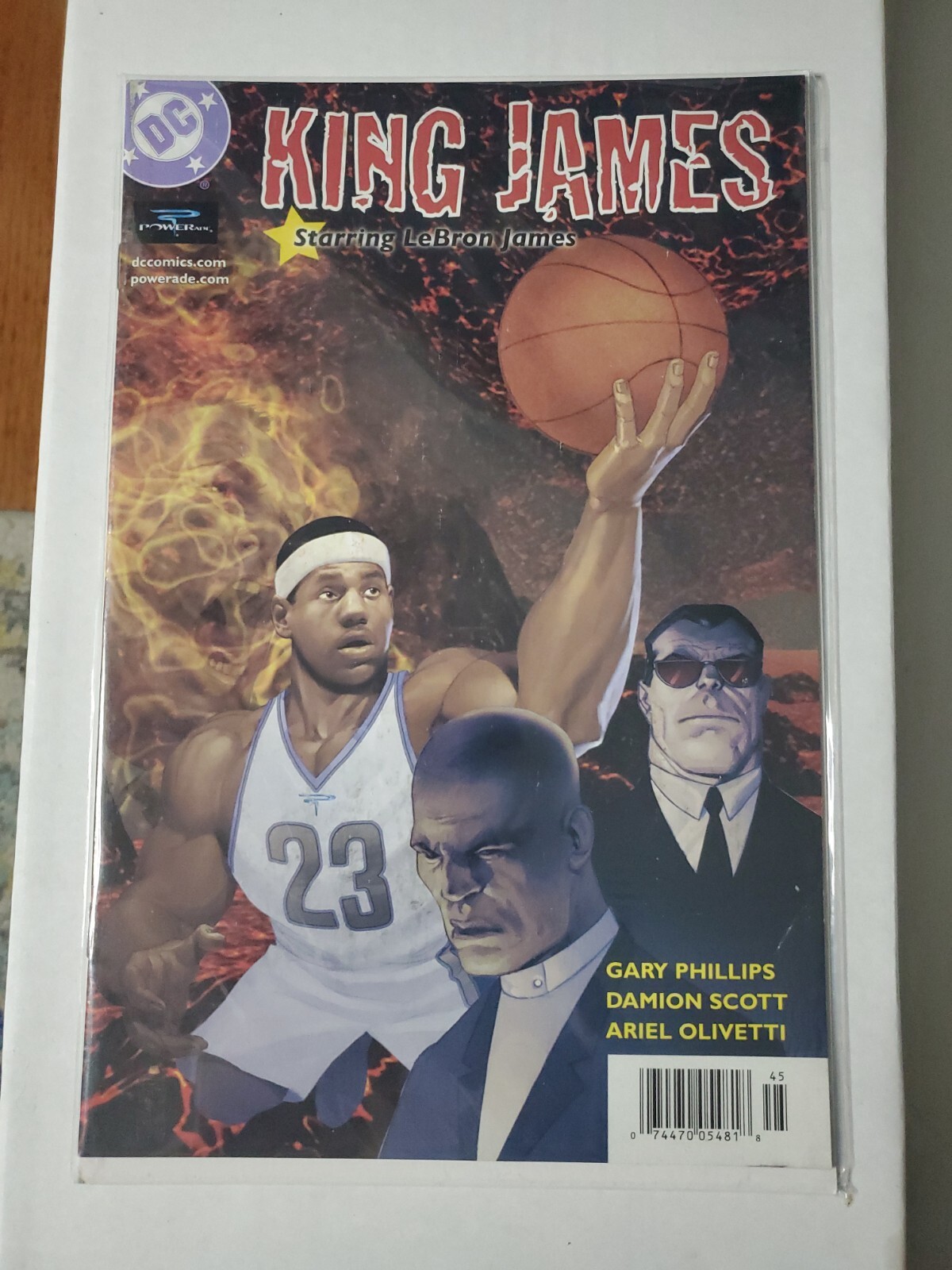 NBA KING JAMES 2004 POWERADE DC Comic STARRING LEBRON JAMES | eBay