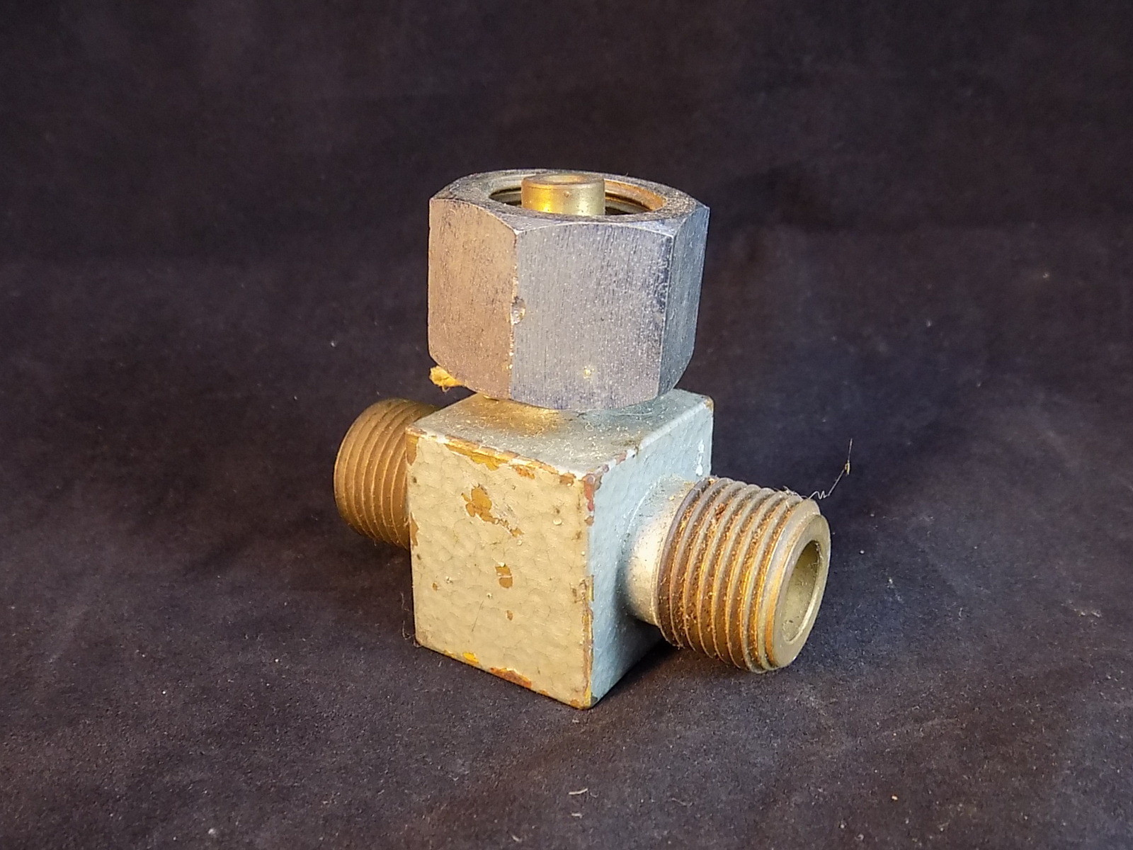 GAS UNION BLOCK 3 way Compression 7/8" Male threads 3/4" female 1/8 ...