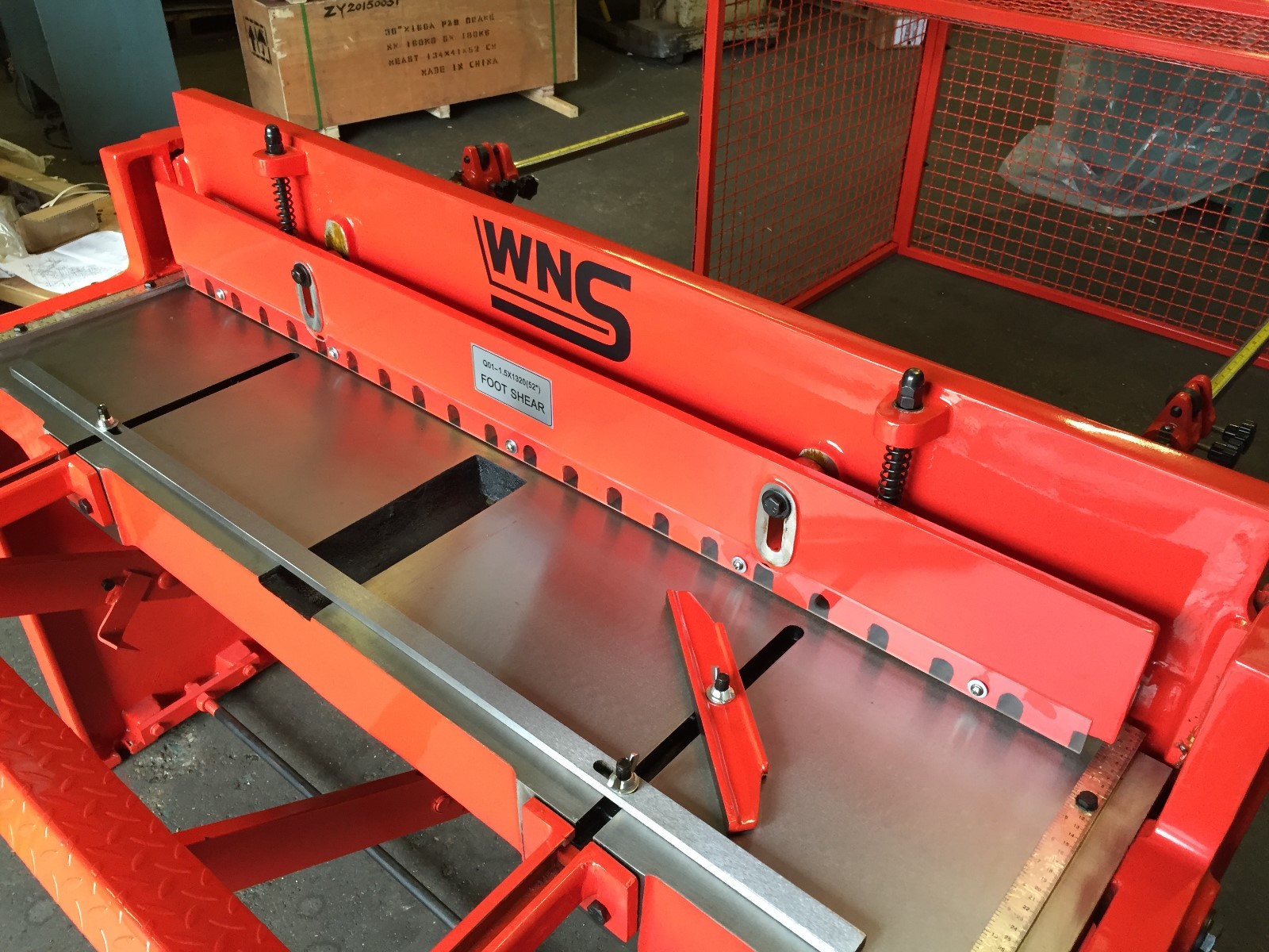 WNS Sheet Metal Cast Iron Treadle Guillotine Foot Shear 1320 x 1.5mm ...