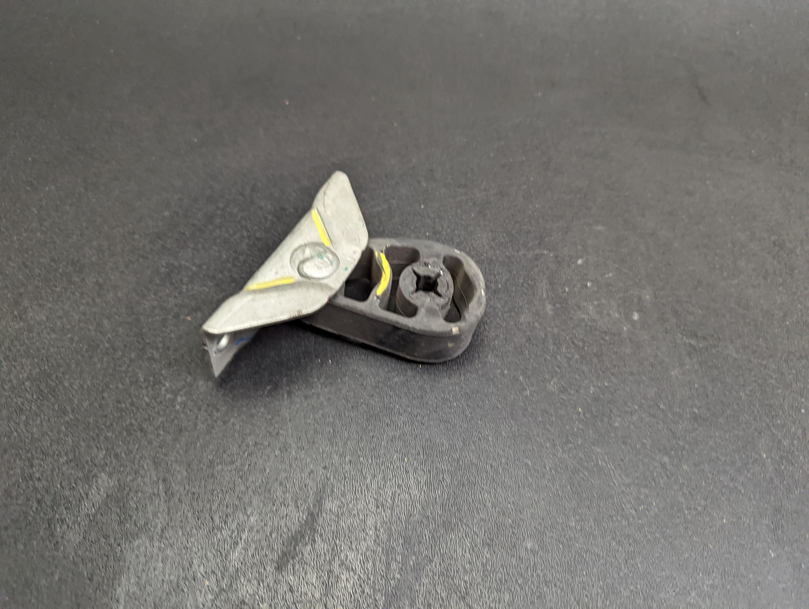 3PC Exhaust Muffler Hangers 2018 BMW X6 18207568777 2015 2016 2017 2019 ...