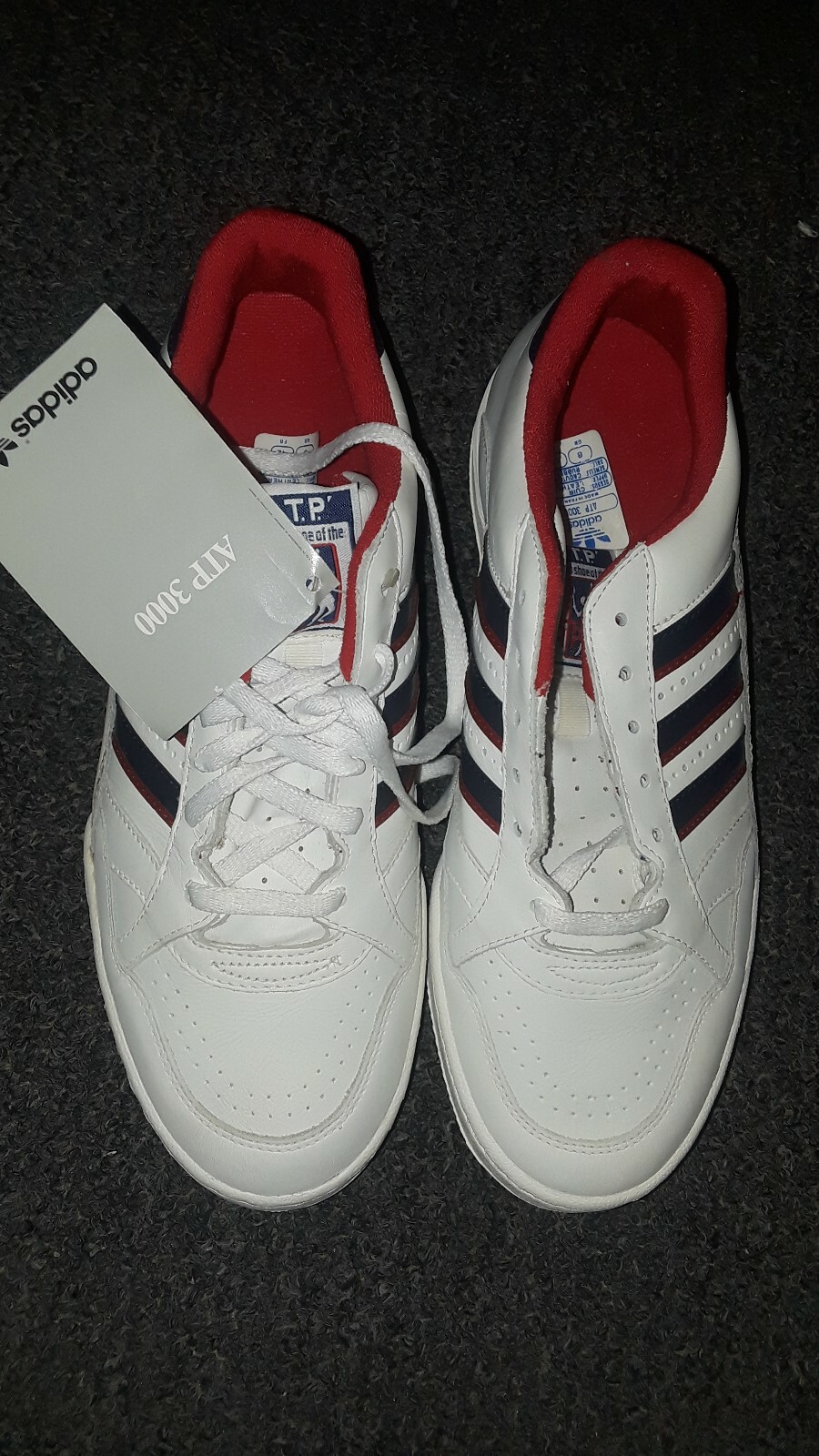 VTG ADIDAS ATP 3000 ...SIZE 8...MADE IN FRANCE....... ...IN EXC ELLENT ...