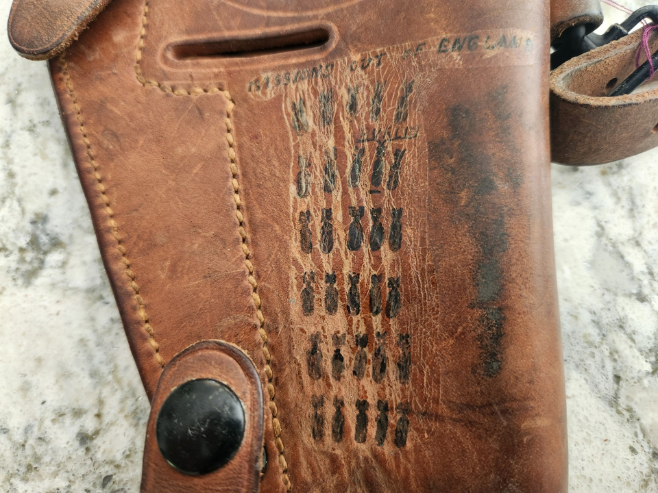 WW2 M-3 LEATHER POUCH SHOULDER HOLSTER, IDed WITH 30 MISSION BOMBS ...