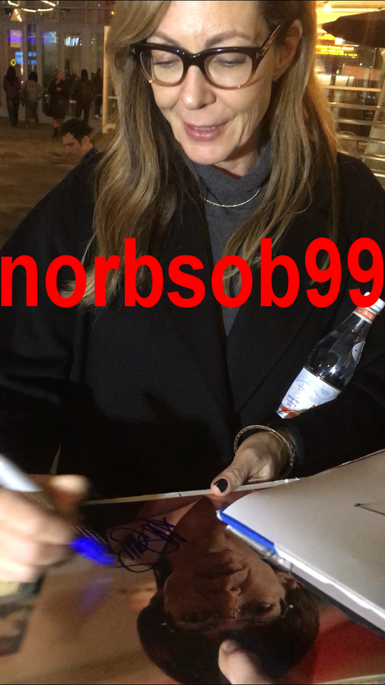 ALLISON JANNEY SIGNED AUTOGRAPH I, TONYA 11x14 PHOTO B w/EXACT PROOF ...