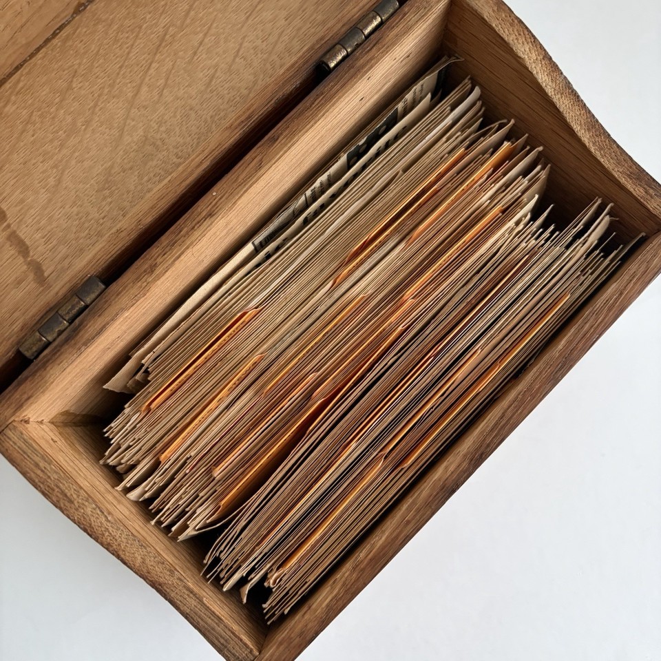 Vintage WEIS Oak Wooden Recipe Box w/ 175+ Handwritten & Clipped ...