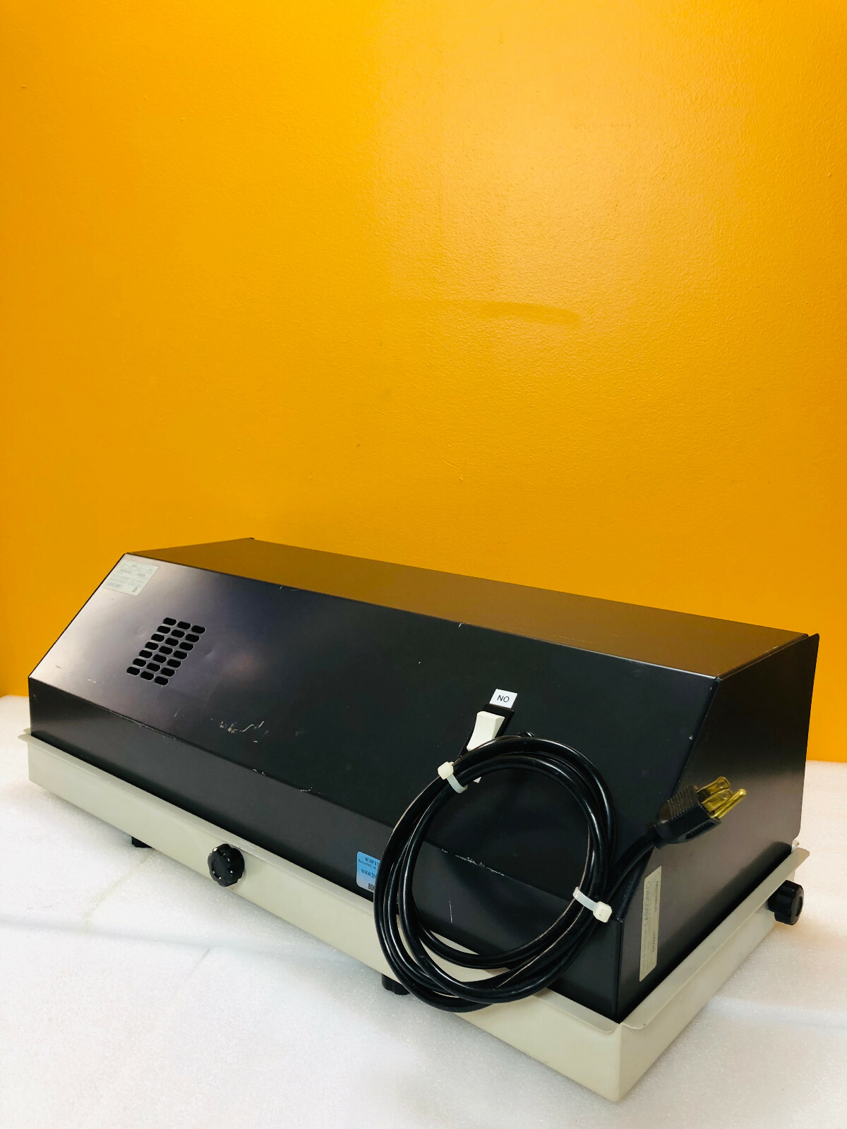 Labconco 69000-00 L 25 ft/min Avg. Air Flow Benchtop Fume Absorber ...