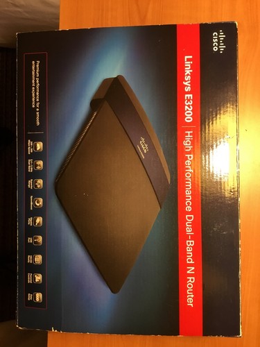 Linksys E3200 - 300 Mbps 4-Port Gigabit Wireless N Router Complete ...
