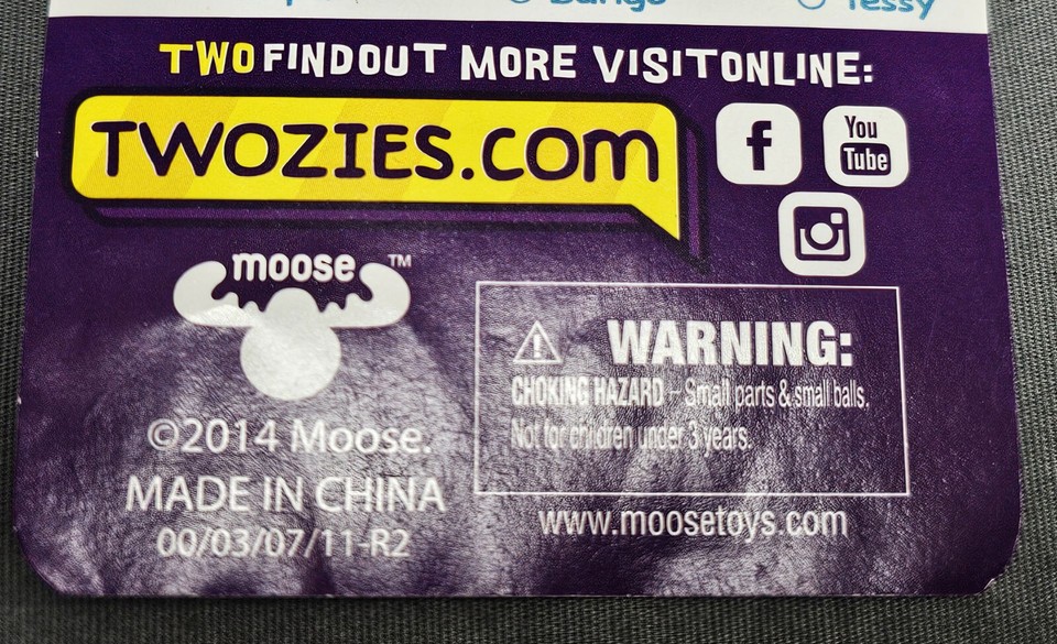 2016 Twozies Pair DIPPY & DOTTY Pet Dog Pink Teal Moose Toys Figure ...