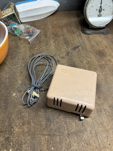 Vintage ITT 139-BA 8-83 Electric Telephone Phone Beige Subset Bell ...