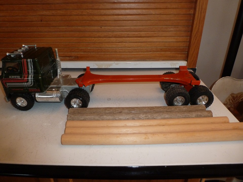 Vintage Ertl Cab Over IH International Semi Truck Tractor & Logging Log ...