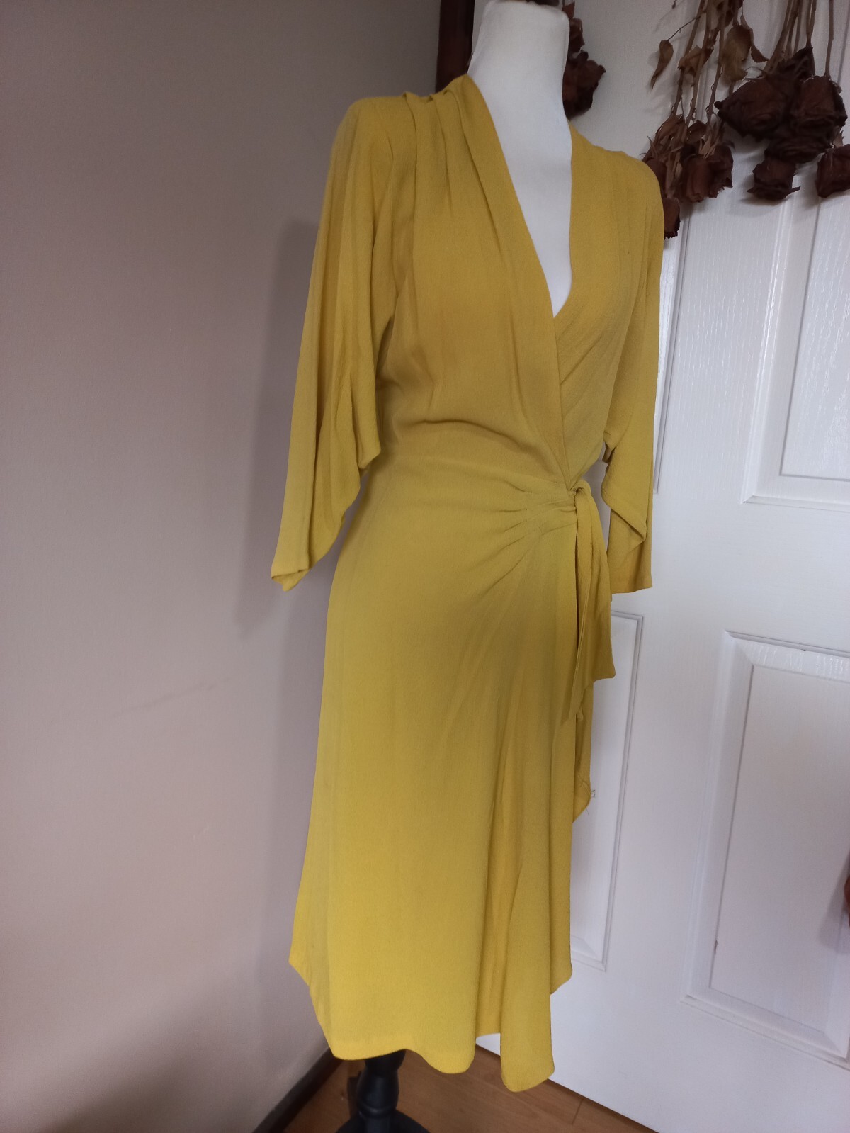 Vintage 1940s Rare True Chartreuse Padded Shoulders Wrap Bombshell ...