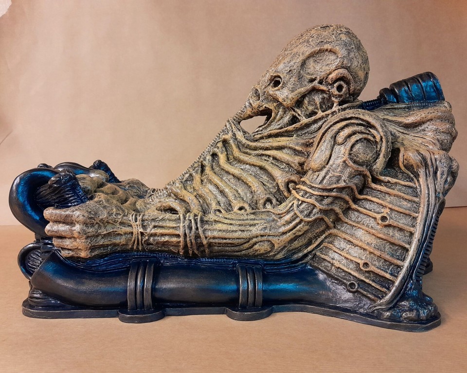 Alien Space Jockey - Alien Prometheus Statue Sculpture Figure Handmade ...