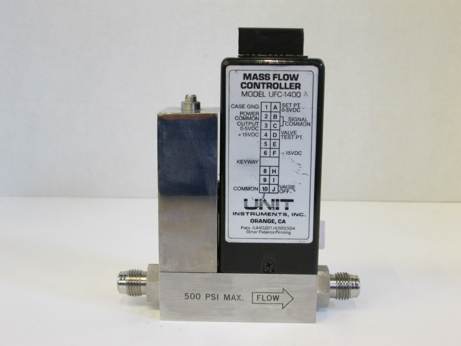 Unit UFC-1400A Mass Flow Controller, NH3, 1.5 SLM | eBay