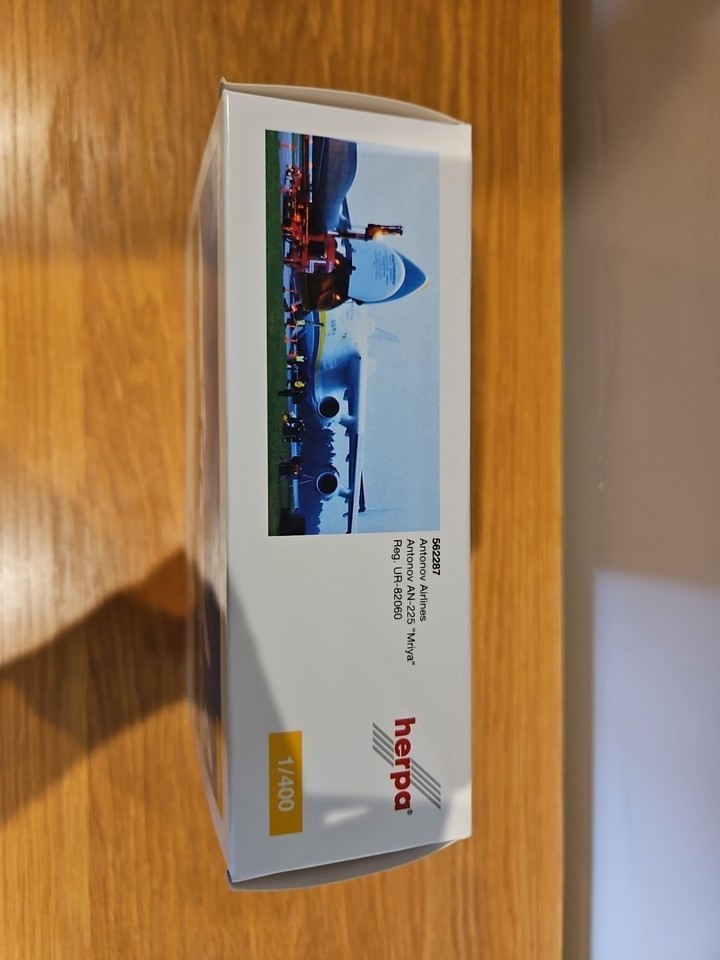 HERPA 1/400.562287.ANTONOV AIRLINES.ANTONOV AN-225.MIRYA.UR-82060 ...