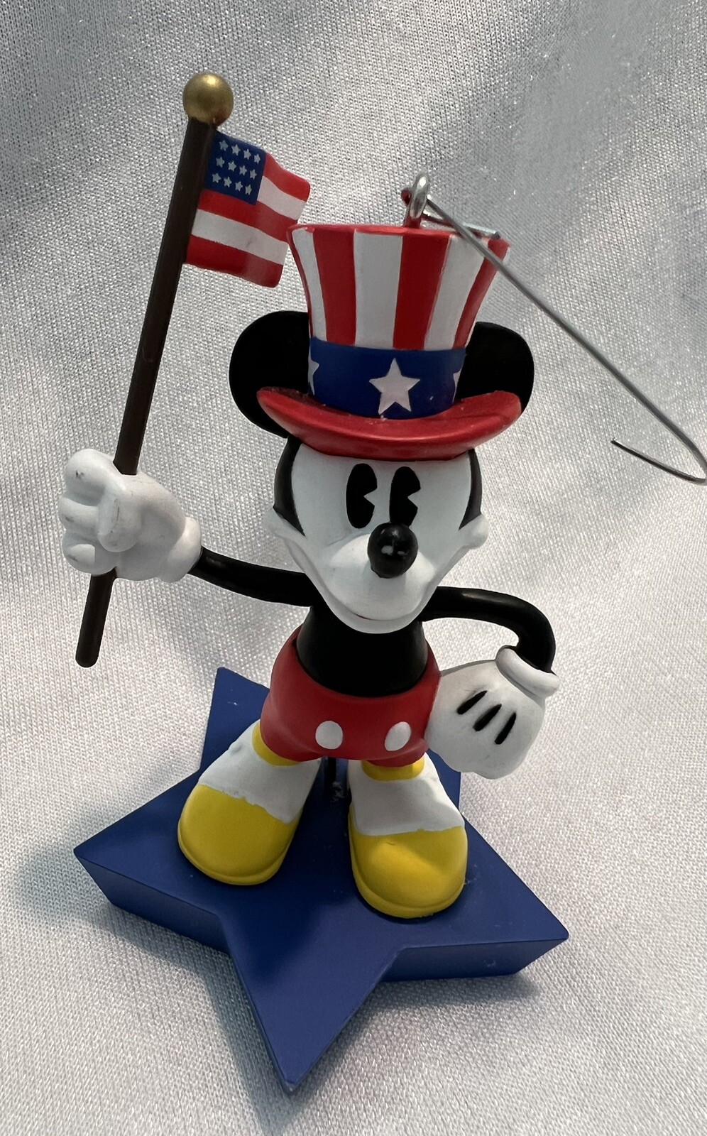 Mickey Mouse Patriotic, Holding the Flag and Hat Ornament, Preowned | eBay
