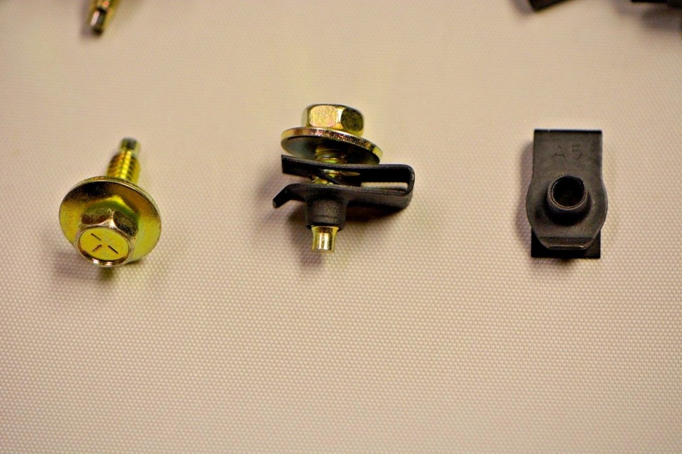 Mopar Valance Bolts & U Nuts Black Zinc Coated 1/4-20 x 7/8" Hex Dog ...