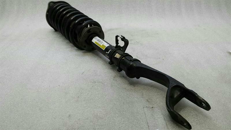 MERCEDES GLC X253 Left Shock Absorber Front A2533200330 Stossdämpfer ...