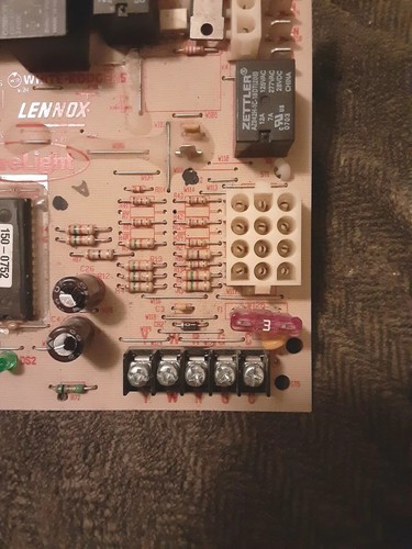 32M8801 White Rodgers 50A65-121 LENNOX Integrated Control Circuit Board ...