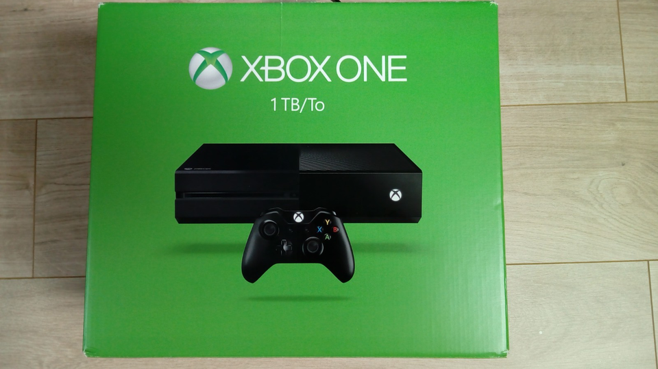 Console Xbox One 1 To avec 2 manettes sans fil officielles + 5 jeux VF ...