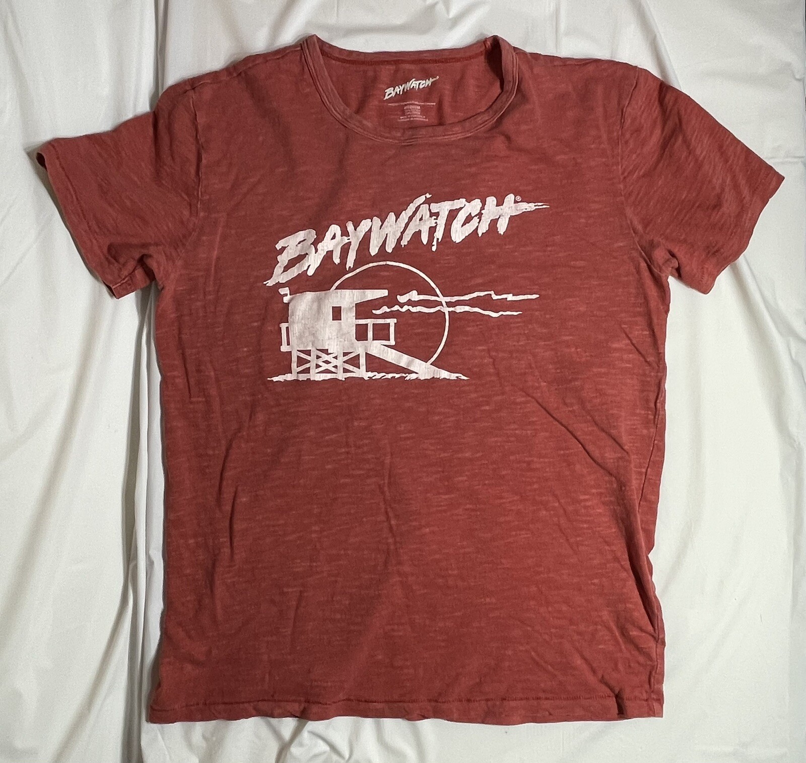 Baywatch Lifeguard Tower Beach Scene Red T-Shirt Size… - Gem