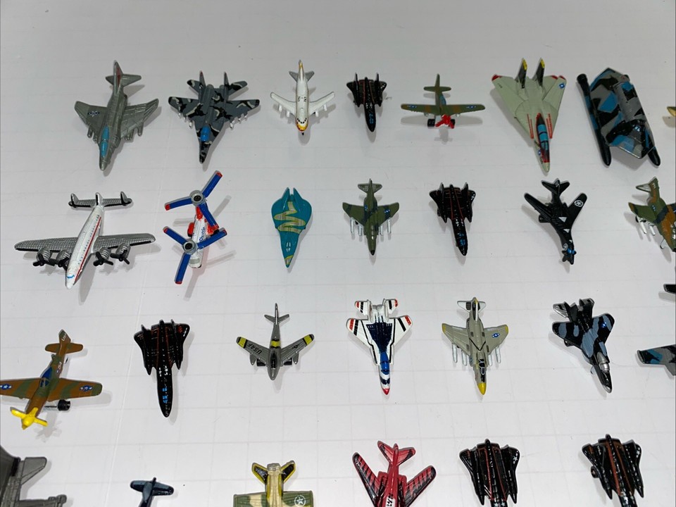 MICRO MACHINES Air Planes And Helicopters Galoob, LGI, LGTI - Lot Of 45 ...