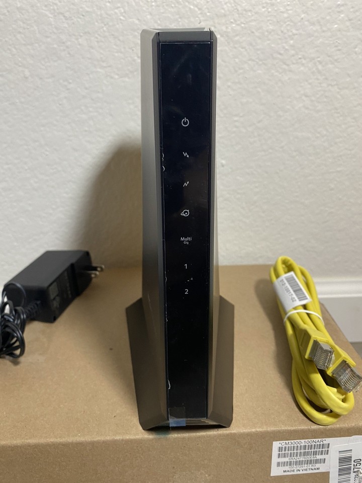 NETGEAR CM3000-100NAR Nighthawk CM3000 DOCSIS 3.1 Mid/high-Split Cable ...